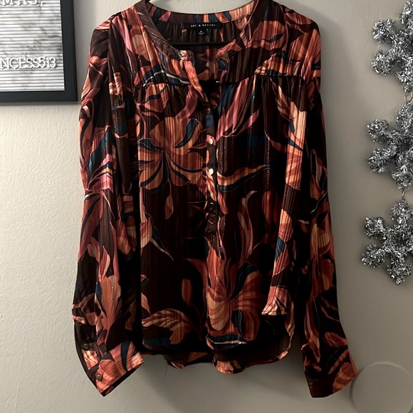 Zac & Rachel | Tops | Zac And Rachel Floral Blouse | Poshmark